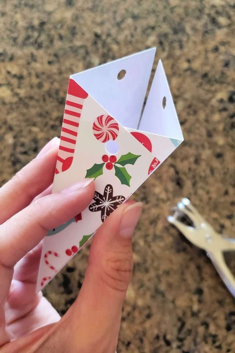 DIY Triangle Treat Boxes - Sunshine and Munchkins